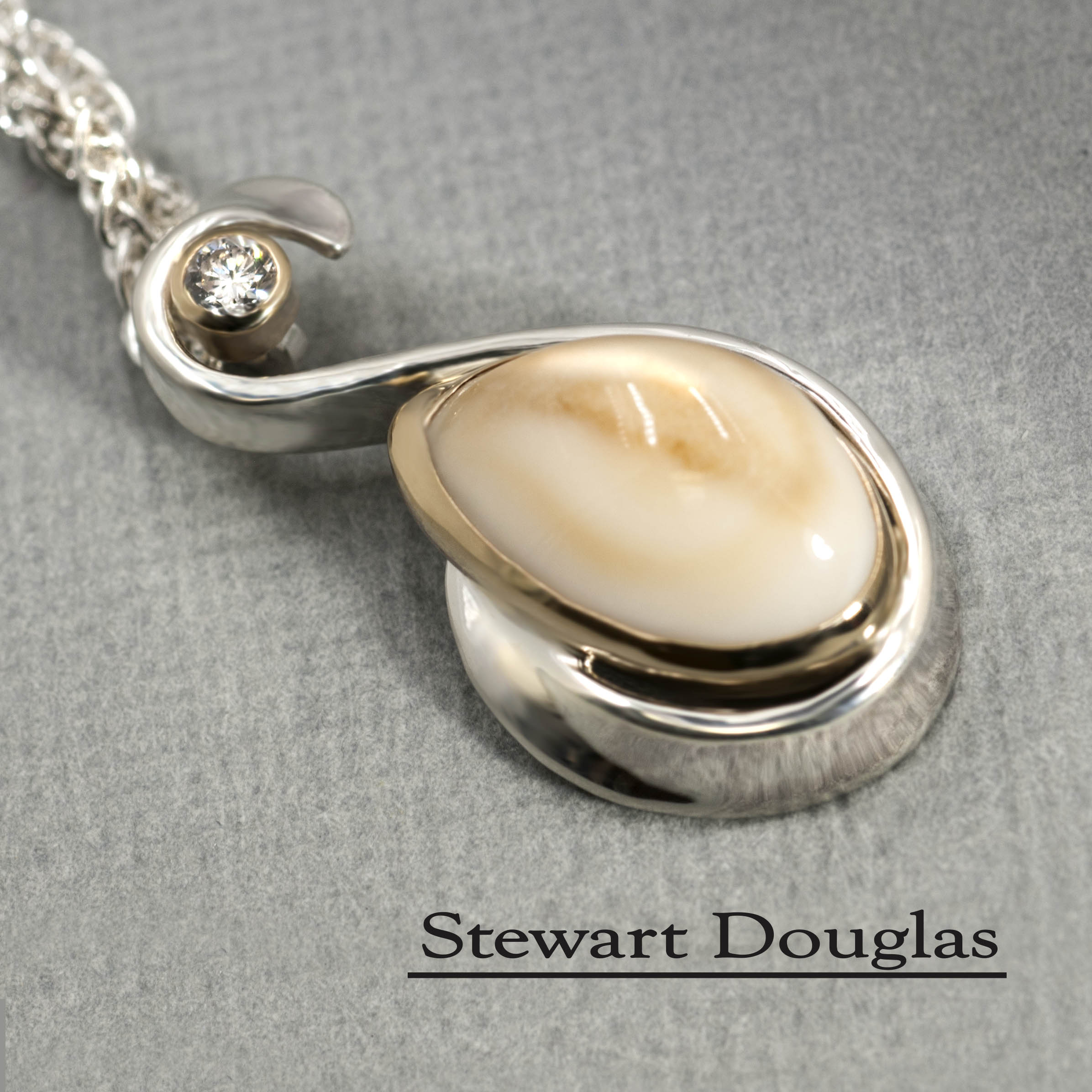 Two-tone Elk Ivory Pendant | Dale's Jewelers